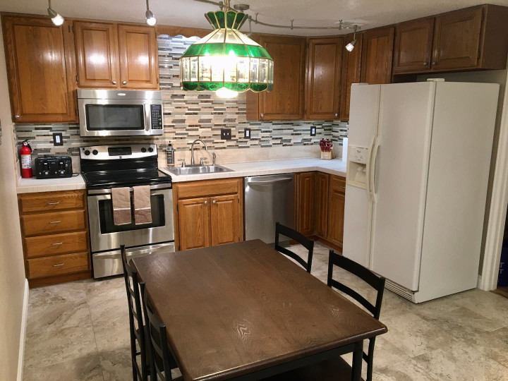 2 Bedroom Private Guest Suite With Full Kitchen - Thornton, CO