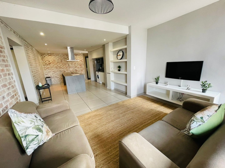 2&nbsp;Chambres Confortables En Face De Grove & Lady Pohamba - Namibie