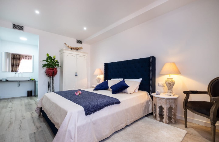 2 Bdr King Suite  Sunny  Fabulous  Eixample 5＊ - Barcelona