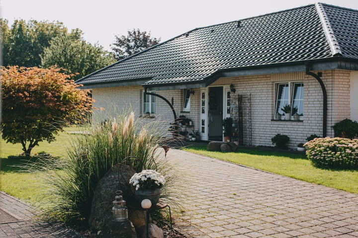 Bungalow With Basketball Court - Lemgo