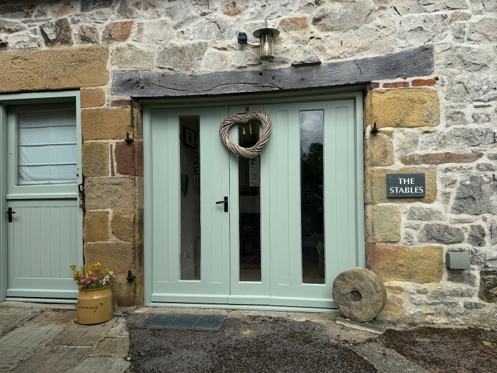The Stables Parwich - Time For Two - Staffordshire