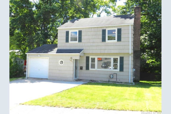 Welcome To Fitz Haven! - Your Home Away From Home - Bridgeport, CT