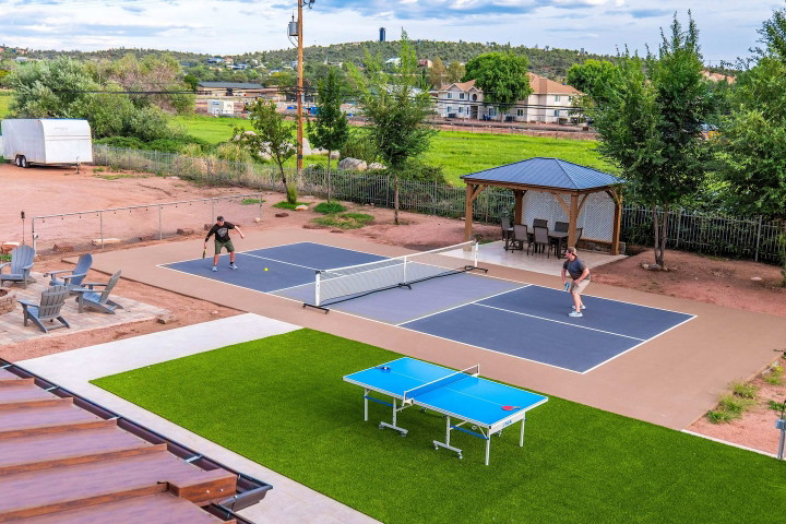 Entire Village (4 Homes) Pickle Ball Court! Sleeps - Payson, AZ