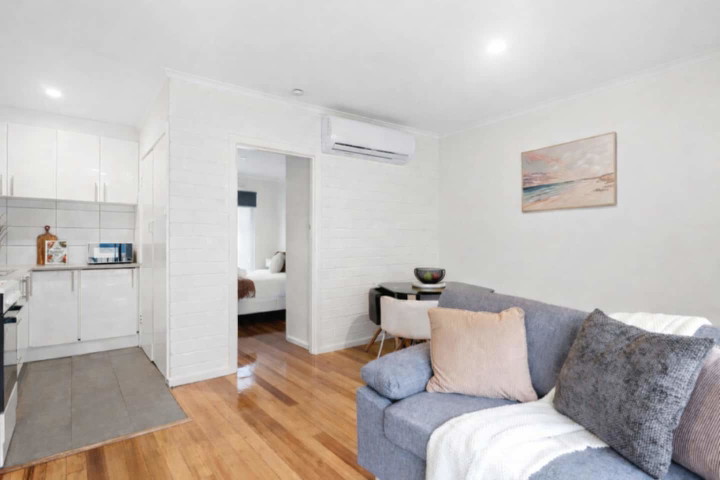 Chic Murrumbeena Retreat - Southland
