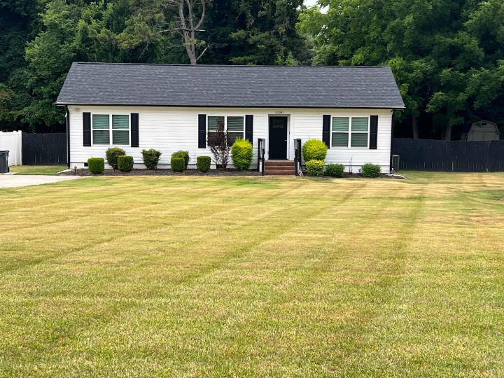 Huntersville House 3 Bedrooms 2 Baths - Davidson, NC