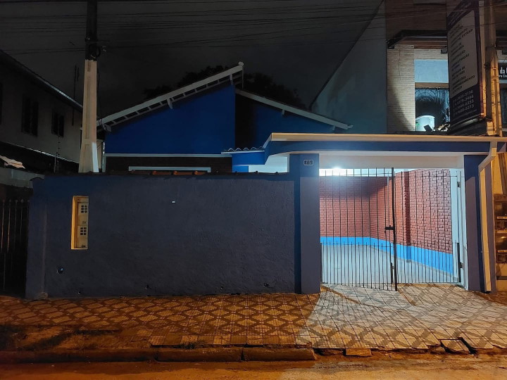 Casa Para Alugar Em Ubatuba, No Centro! - Ubatuba