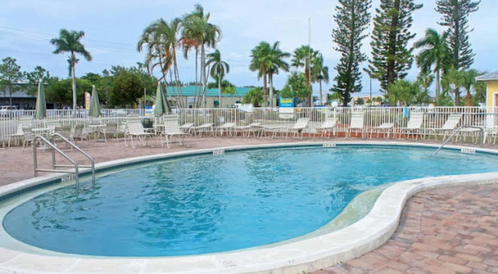 Paradise Rv Resort Heated Pool/spa Fort Myers - Sanibel Island, FL