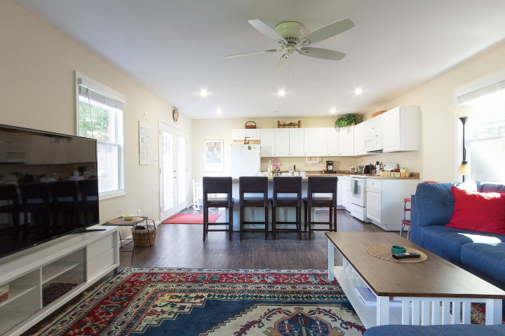 Nova Guest House - Falls Church, VA