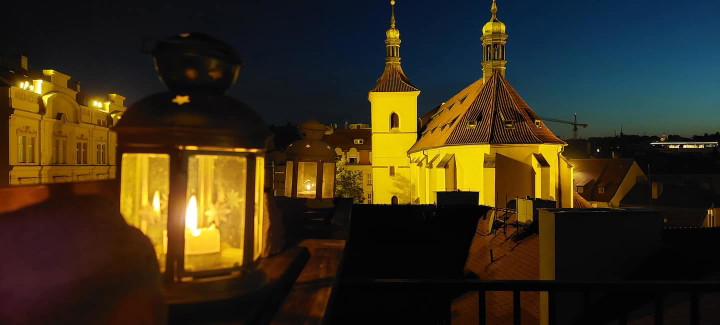 Delightful Two Bedroom Loft Flat With Terrace - Prague