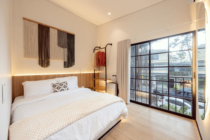 Luxury Boho Apartment - A/c - Kitchen- Fast Wi-fi - Medellin, Antioquia, Colombia