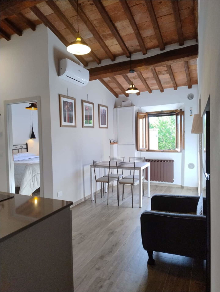 At The Arch - In The Heart Of The Val D'orcia - Pienza