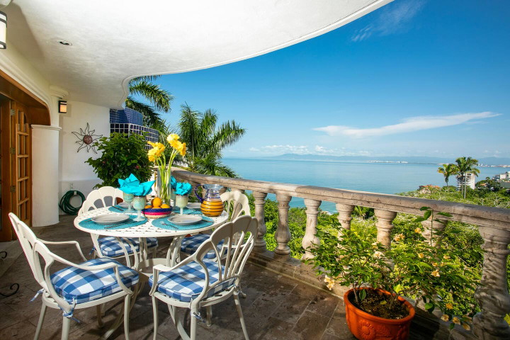 Hermoso Y Relajante Condominio En Prestigiosas Conchas Chinas - Puerto Vallarta