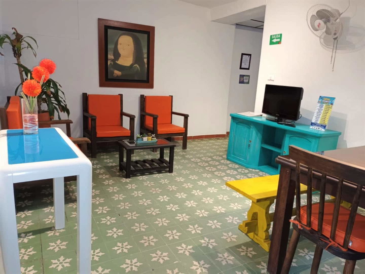 Comfortable Central Tourist House "Casa Caracol" - Curiti