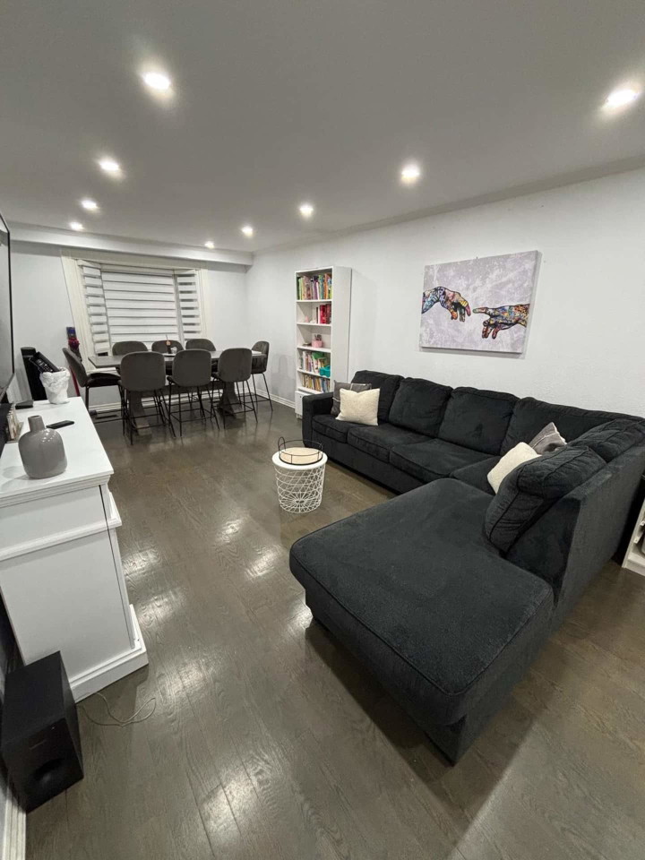 Cozy 3br Family Home | Kid-friendly - Bradford, ON, Canada