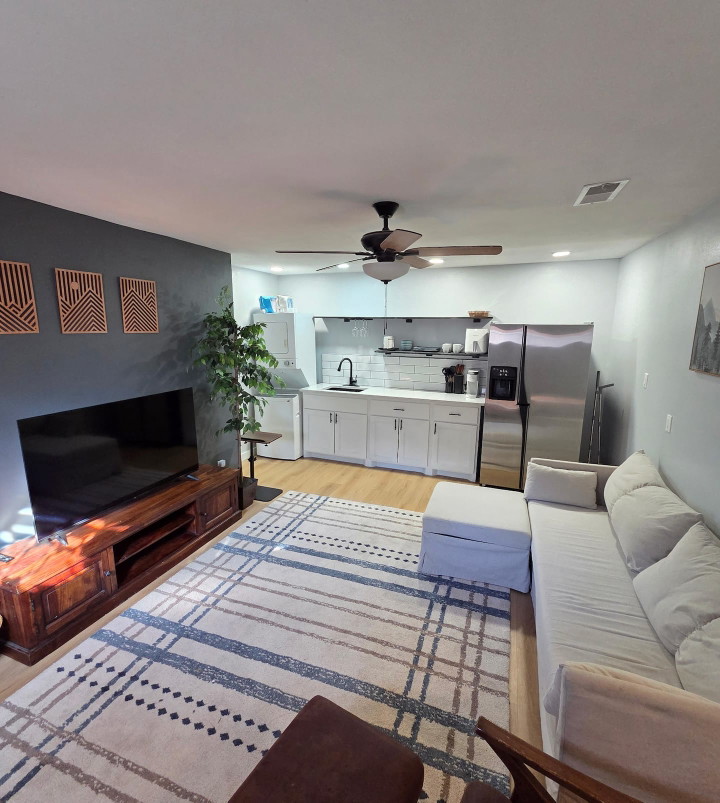 Woodlands Apartment - The Woodlands, TX
