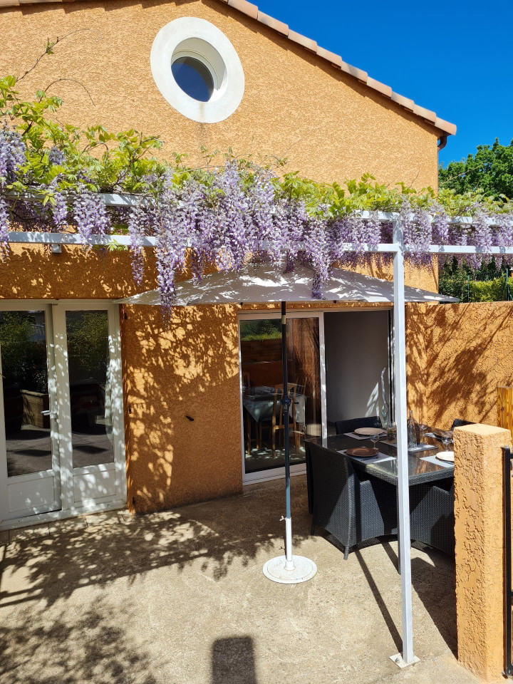 Listed, Air-conditioned House Near Lake Salagou - Lac du Salagou