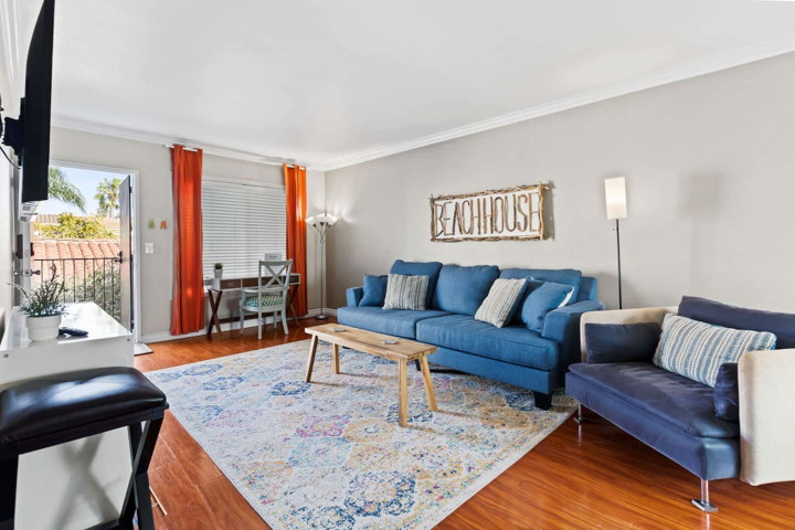 Relaxing 2br 2ba Steps To Beach Shops And Dining - San Diego, CA