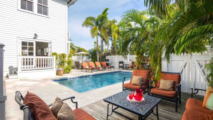 Southernmost Hospitality V On Duval - Key West, FL