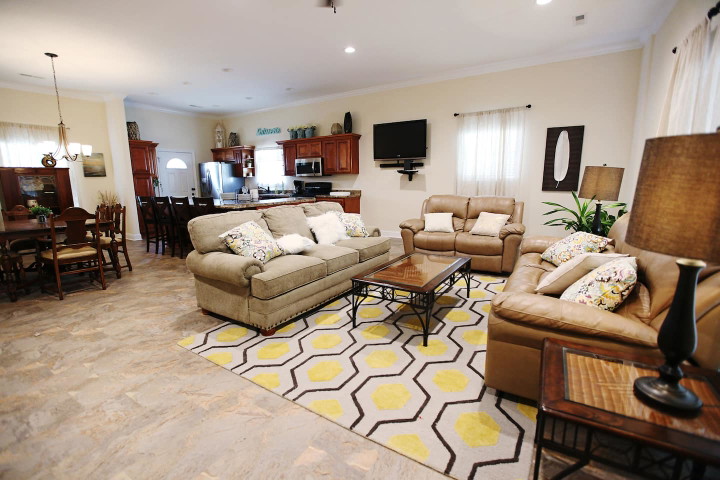 1 Level Condo In The Heart Of Knoxville! 15 Minutes To Downtown / Ut - Knoxville, TN