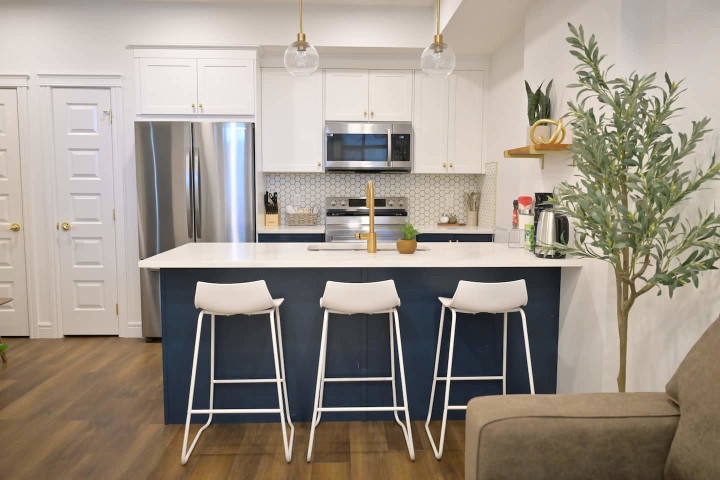 Entire Condo In Calgary South - Calgary