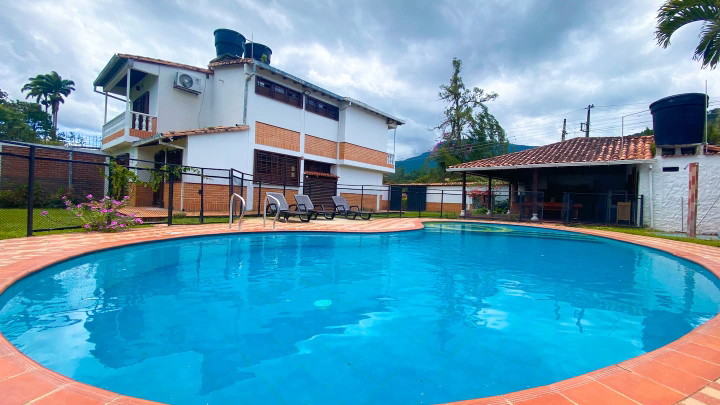 Cabaña De Confort/tranquilidad - Bochalema