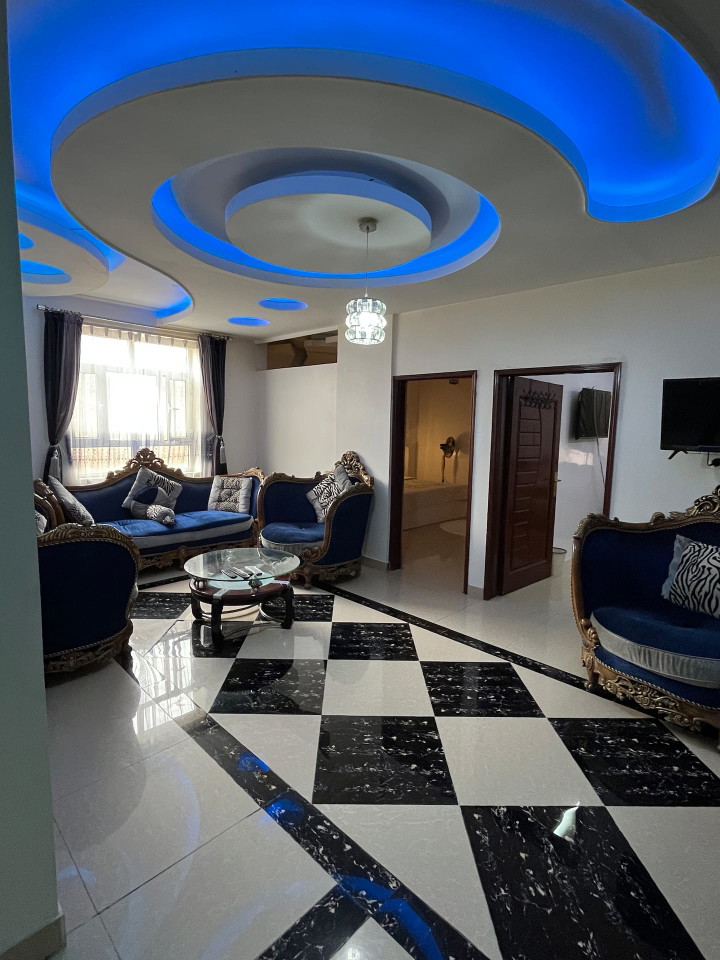 Deluxe Apartment / Sanaa Haddah - Sana'a