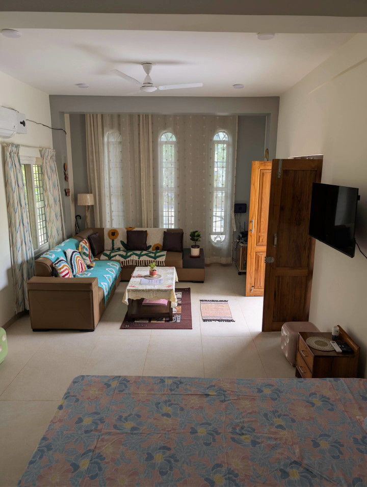 Gulmohar House-near Bbi Airport - India