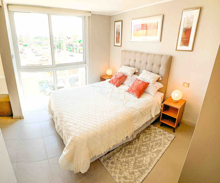 Bright 4th Floor: 900mb Wifi, Heating & Parking - Rancagua