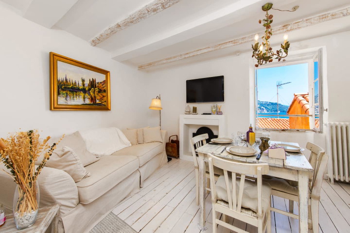 Menton ,Au Vieux Château, Atypique Vue Mer - Mentone