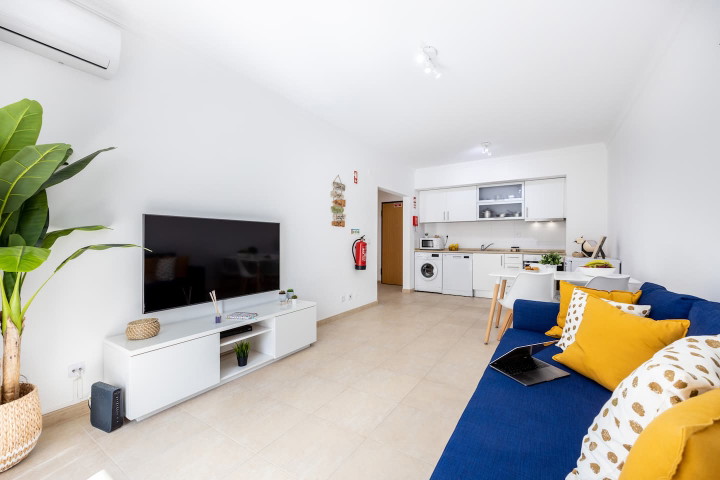 Behappy Lumina W/sunny Balcony, Supermodern &Bigtv - Portimão