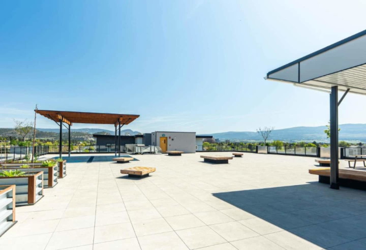 Stylish 2br Condo, Downtown Kelowna, Balcony - Kelowna