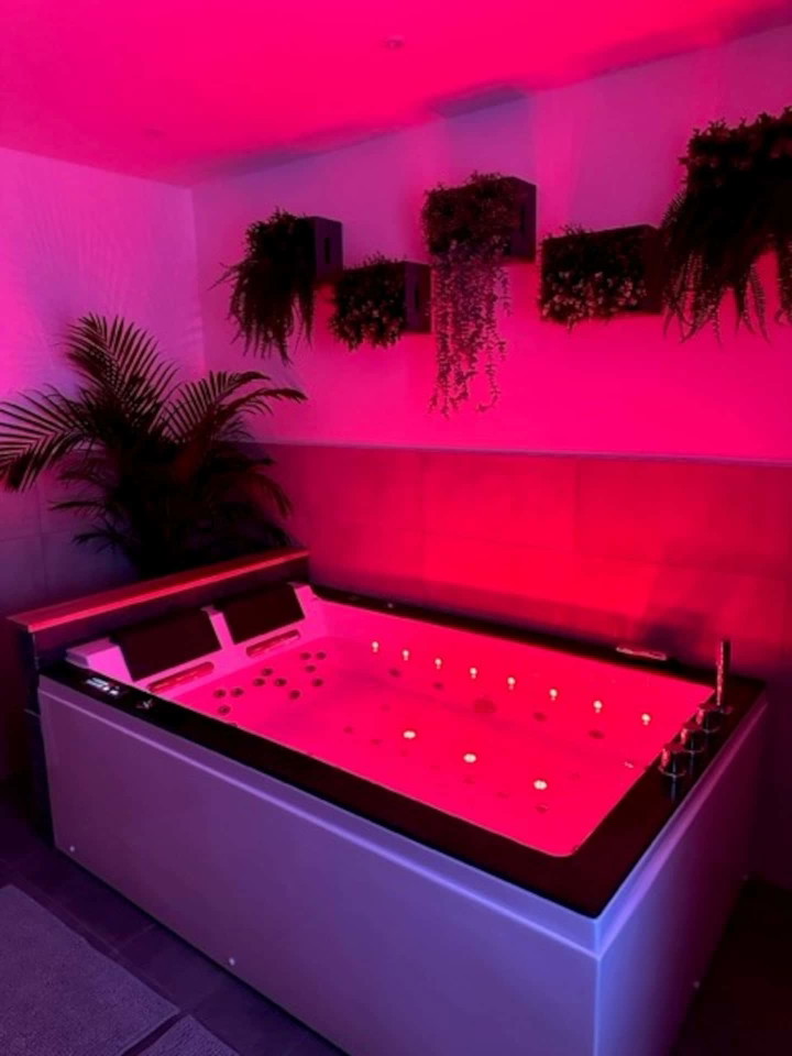 Love Room Cocooning Spa - Détente Et Bien-être - Épinal