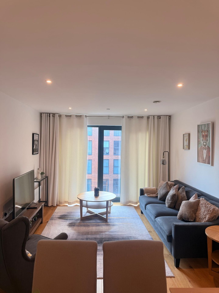 Stylish Luxury Apartment At The Axium Birmingham - Birmingham