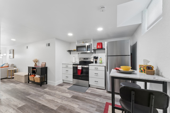 Sleeps 4, Close To Downtown Kc, Experience Kc! - Kansas City, MO
