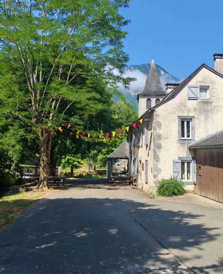 Gîte De Groupe à Lourdios-ichère - Vallée d'Aspe