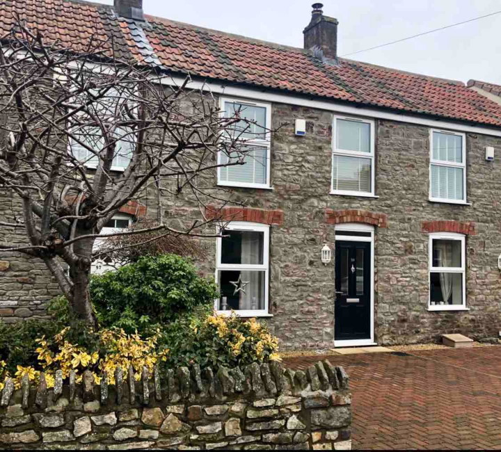 Beautiful Stone Built Cosy Cottage - Bristol