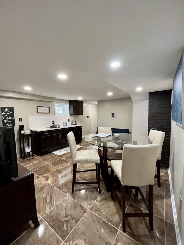 Renovated 1 Br Apt In Se D.c. Free Parking & Wifi - Washington, DC