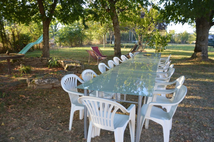 Grand Gîte 3* 15pers-9 Ch Avec Son Jardin Ombragé - Occitanie