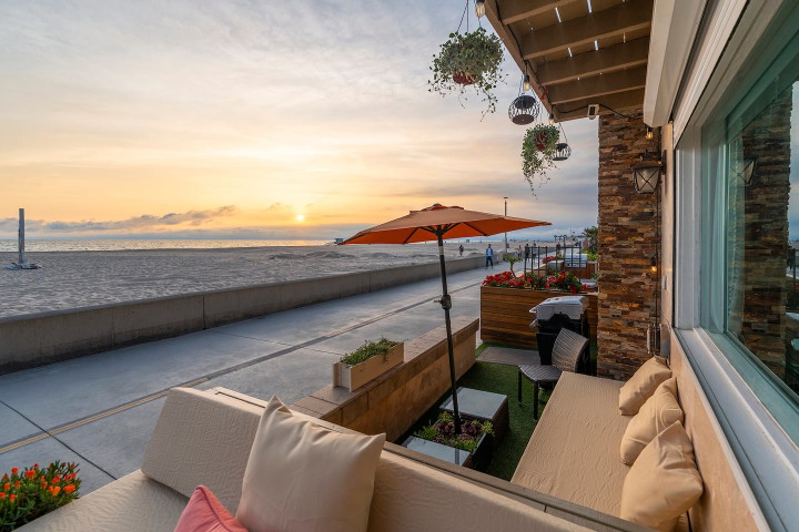 Oceanfront: The Strand: Bbq's Sunsets & Relaxation - Hermosa Beach, CA