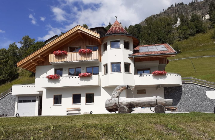 L'aier Apartment - Arabba - Dolomites - Corvara, BZ, Italy