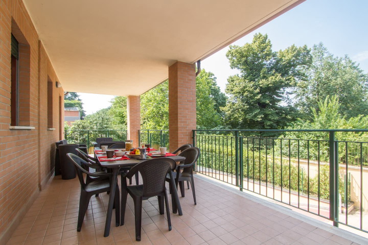 A Terrace On The Park - Milan