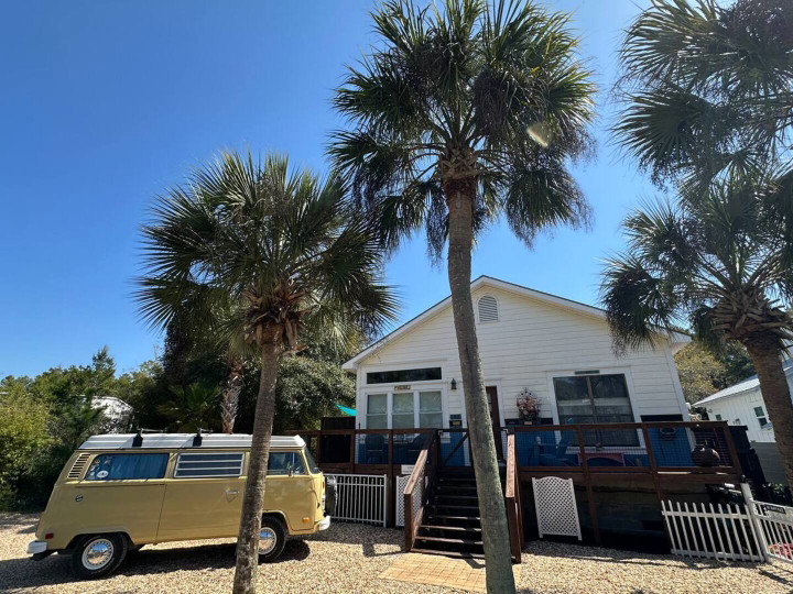 Seaside Artist Boutique Studio- Beach Side Of 30a - Seacrest, FL