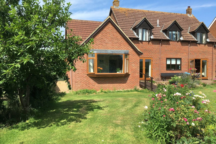 Rural Annex With Parking - Devizes