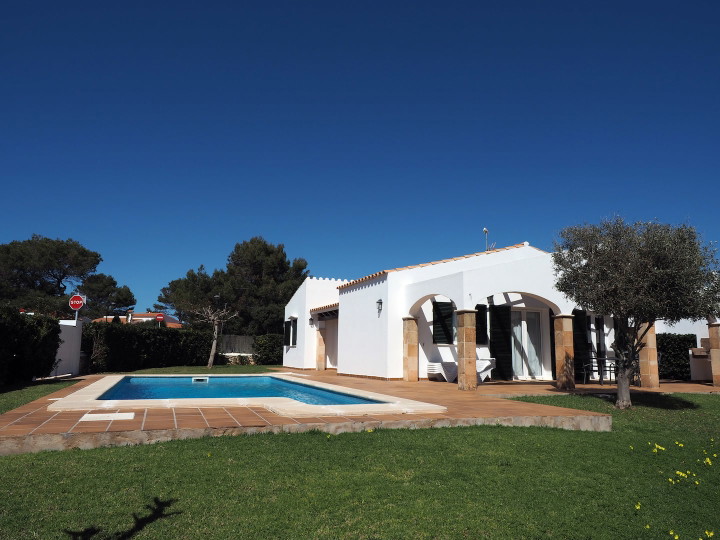 Preciosa Villa A 50m Del Mar En Calan Brut - Ciudadela