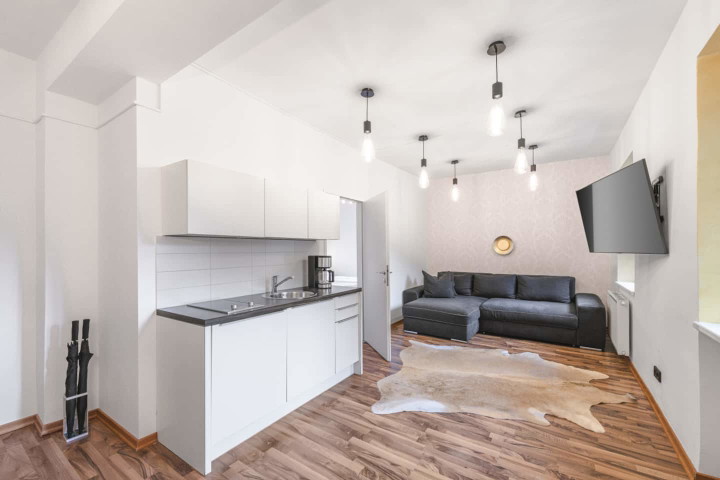 Alpine Apartment + Sauna & Mountain View - Bad Gastein