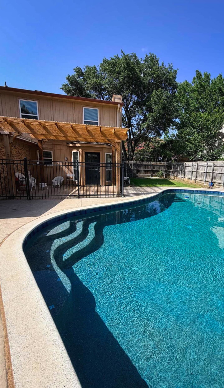 Enjoy Your Getaway In This 5-bedroom Pool Home. - Allen, TX