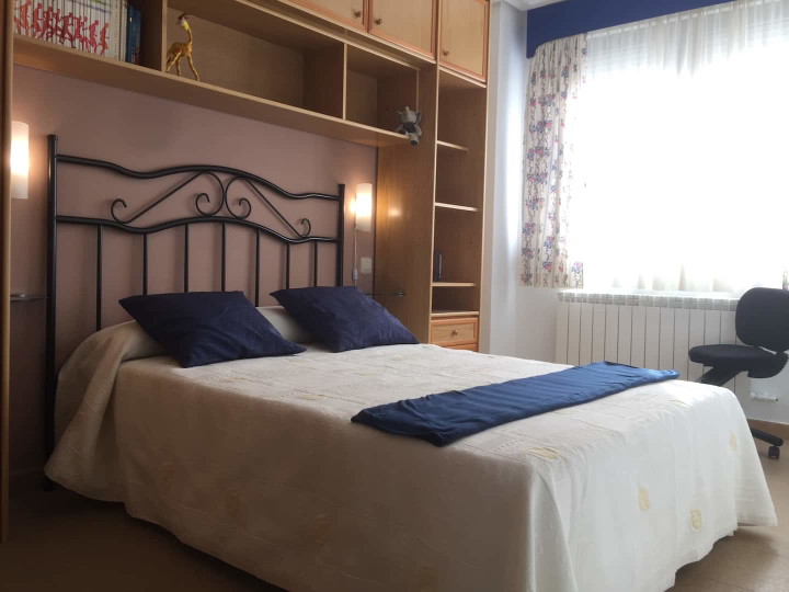 Acogedora Habitación, Muy Luminosa - Benavente, España