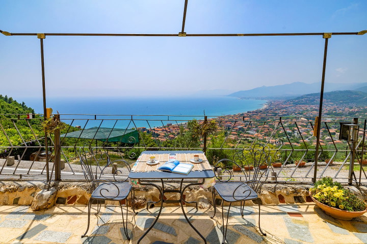 Dimora Concept - Ca' Franca _sea View And Parking - Pietra Ligure