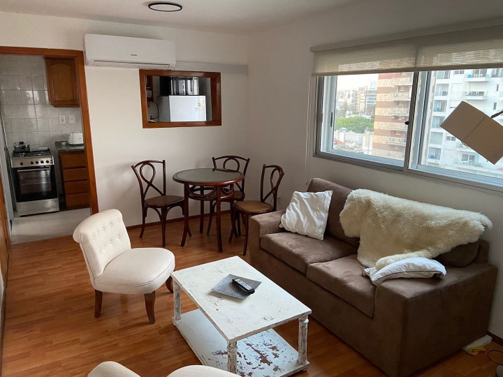 Apartment In An Excellent Location With The Possibility Of A Garage - Montevideo