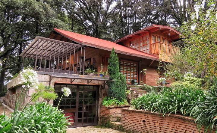 Jardín + Bosque + Vista A La Presa: Casa Castor - Mexico